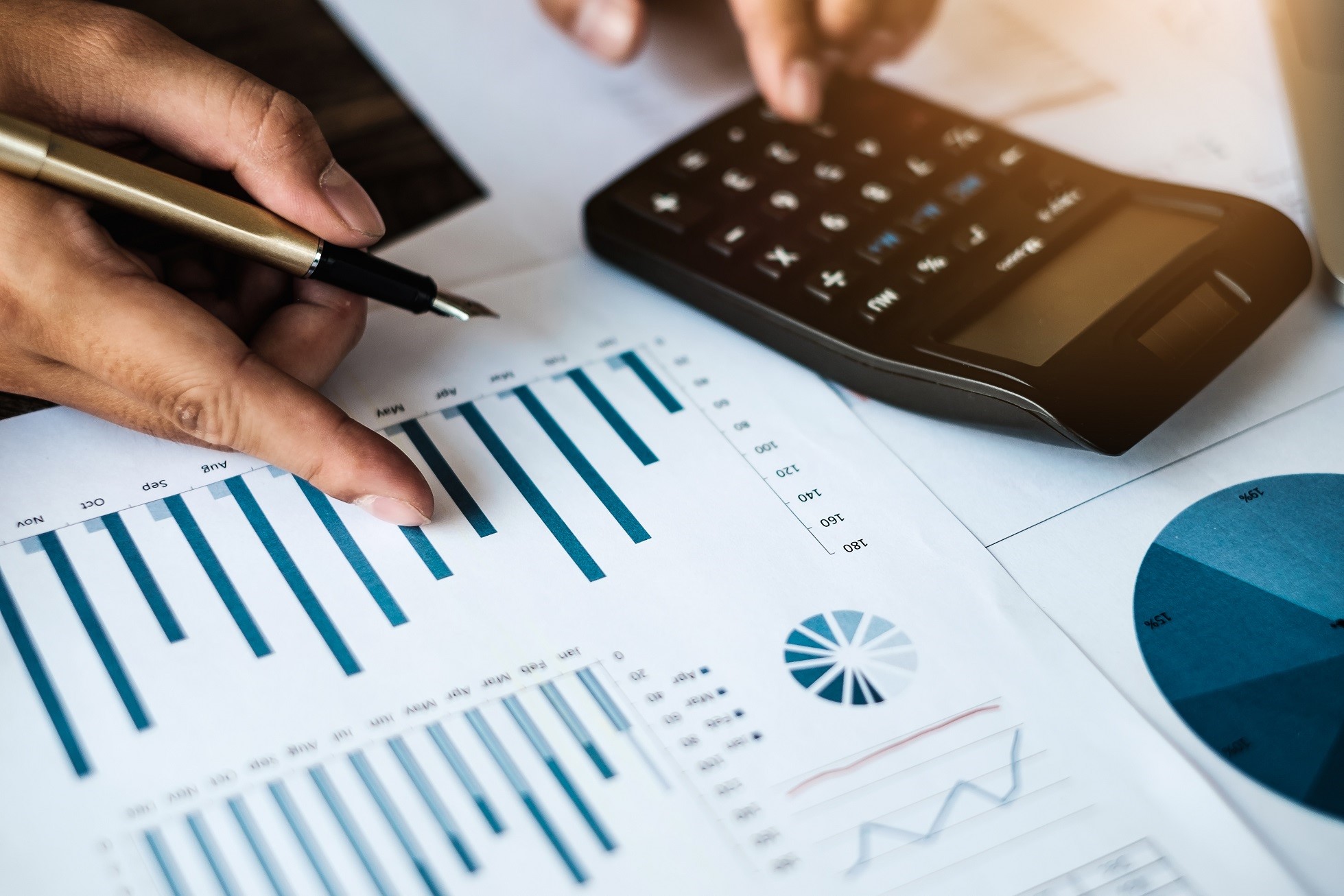 How To Calculate Annual Income? - The Hustler's Digest